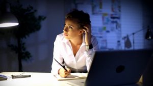 Jornada de trabalho noturna - Veja como funciona na Nova CLT